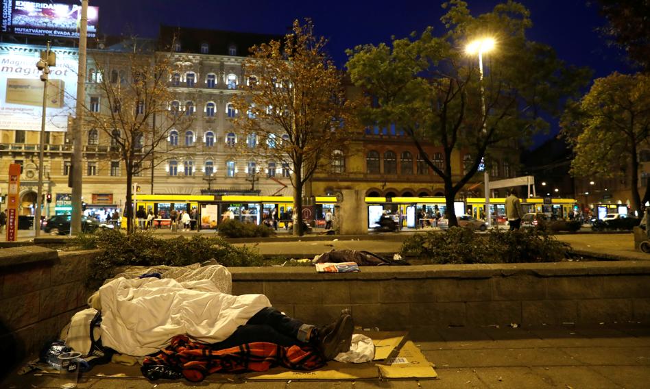 Miasteczka namiotowe i AI. Kanada chce rozwiązać problem bezdomności ...