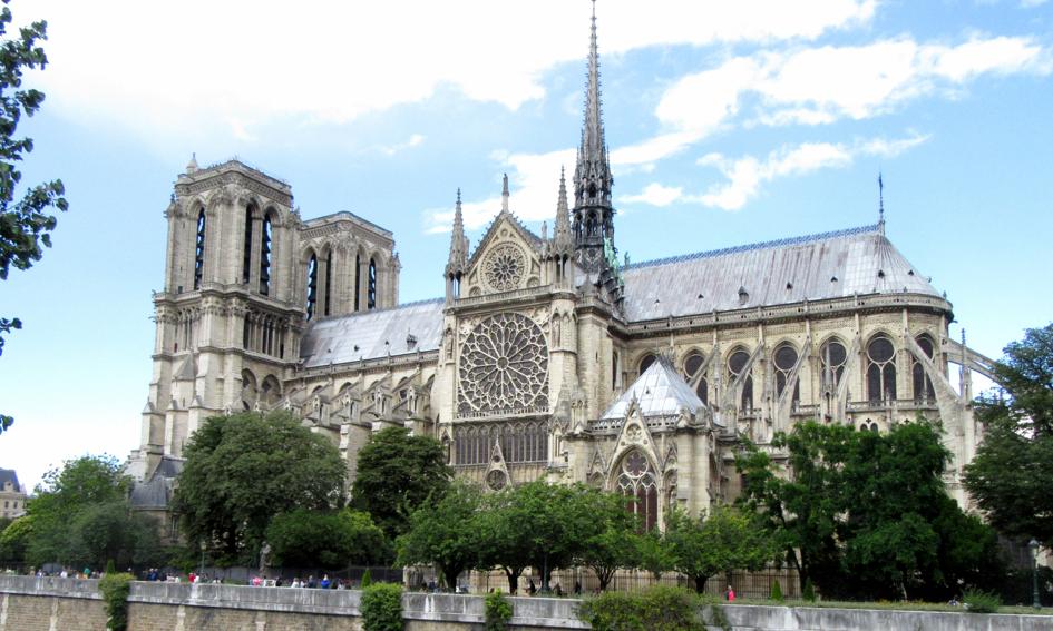 Katedra Notre Dame - jedna z najbardziej znanych świątyń, symbol Paryża ...