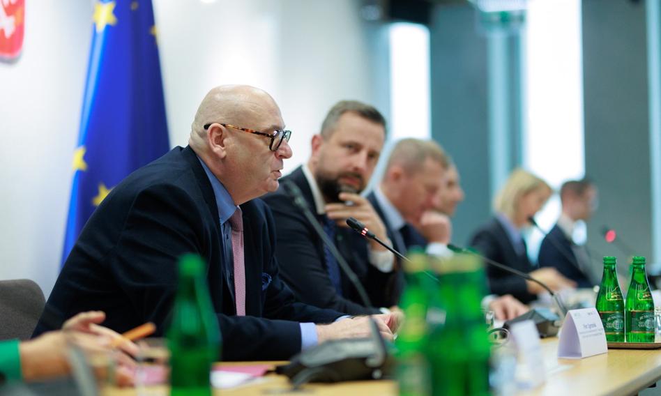 Sport + wojsko? PSL, w tym szef MON, przedstawił pomysły na poprawę sytuacji w polskim sporcie ...