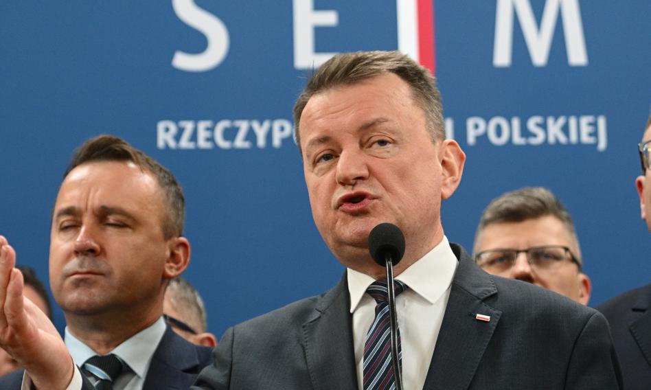 Mariusz Błaszczak usłyszy zarzuty. Prokuratura wzywa go na ...
